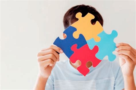 Tecnologia assistiva na alfabetização de autistas SÓ ESCOLA