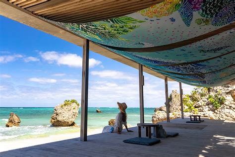 3 5月｜沖縄の海でアートと遊ぶ「海辺のアートdays」を開催します。 バンタカフェ By 星野リゾート