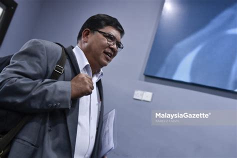 Johari Kosongkan Kerusi Dun Gurun