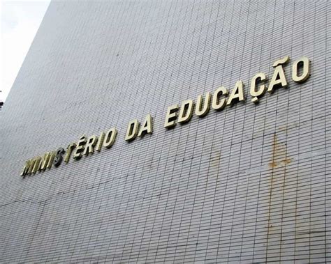 Mec Autoriza Aulas A Distância Em Escolas Técnicas Federais De Ensino