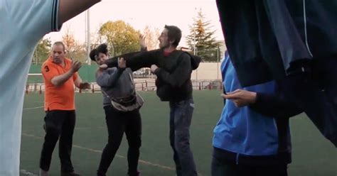 Nueva pelea en el fútbol base Esta vez entre un padre y una madre