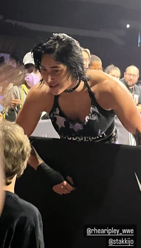 Pin By Whole Grain Salt Shaker On Rhea Ripley 😫 Poses Wwe Womens