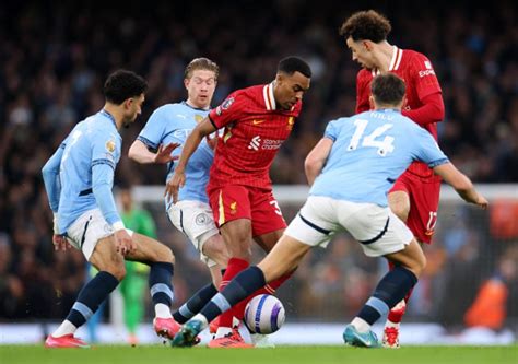 Manchester City Player Ratings Vs Liverpool As Two 310 Flops