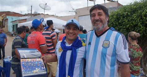 Na Buenos Aires De Pernambuco Argentino Comemora Amizades