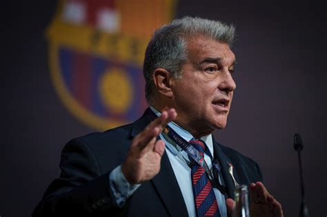 قرار عاجل من برشلونة بشأن سوق الميركاتو الشتوي صحافة رياضية