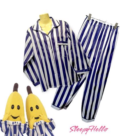 ชุดนอนคอปกแขนยาวลายกล้วยหอมจอมซน Shopee Thailand