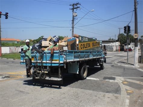 Fotos Problemas Na Coleta De Lixo Em São Vicente Sp 24022013