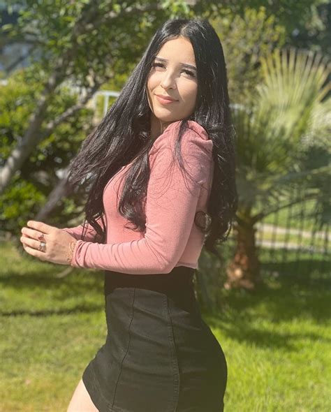 Roxana Lizbeth Castro 👑 En Instagram 😛😛” Fashion Style Outfits