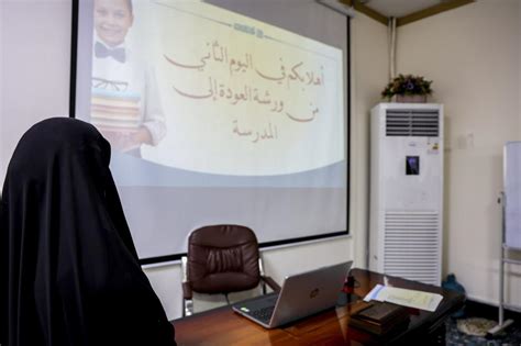 في يومها الثاني مركز الثقافة الأسرية يواصل تنظيم ورشة العودة إلى المدرسة