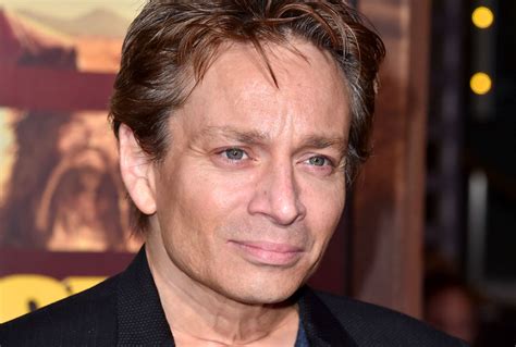 Chris Kattan Alleges Lorne Michaels Pressured Him To Have Sex With Amy Heckerling To Save