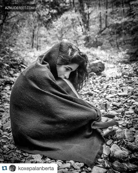 Fariba Sheikhan Feet Aznudefeet