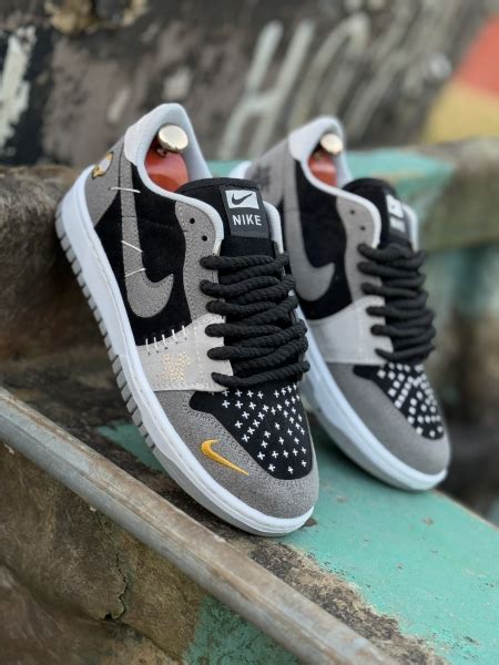 کتونی ایر جردن 1 وودو طوسی مشکی ریکه