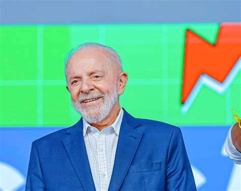 Lula sofre queda machuca a cabeça e cancela viagem à Rússia Jornal Correio