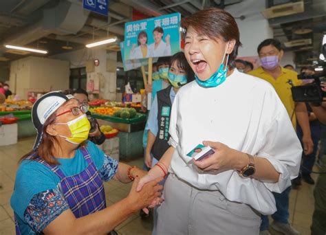 黃珊珊走訪西寧市場 允當選後改建西寧綜合行政大樓 政治 中時
