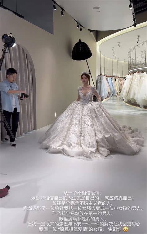 Gatita Yan Dons Wedding Gown Worth RM98k Thanks BF For Making Her
