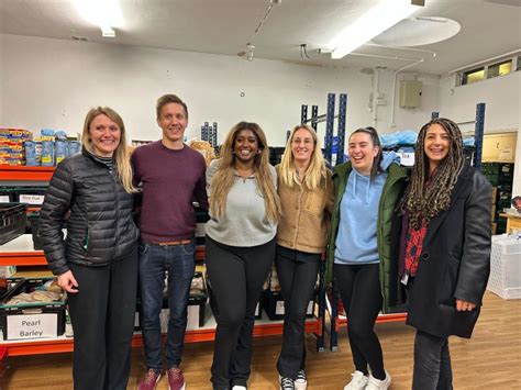 Ben Xa Thomas On Linkedin Last Night A Group Of Us From The Trade Desk Donated Food To And…