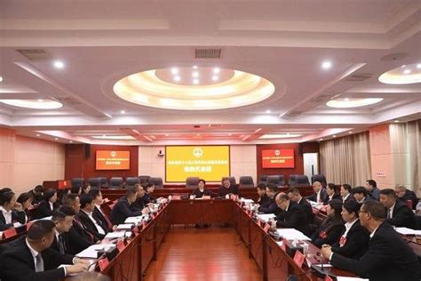 张波参加东安县十八届人大五次会议第四代表团讨论县人大常委会报告工作