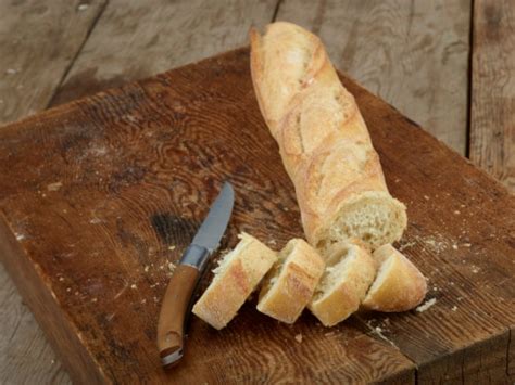 Izzio Demi French Classic Baguette 6 Oz Kroger
