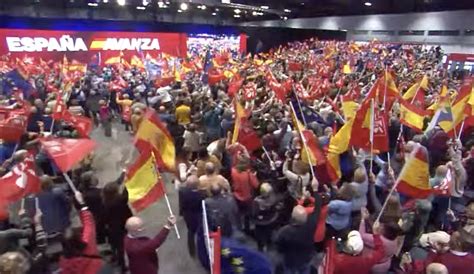 Sánchez Zapatero y ministros y dirigentes del PSOE recibidos entre
