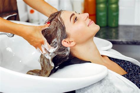 Home Hair Spa To Get Shiny And Healthy Hairs Remedies For Beauty Problems
