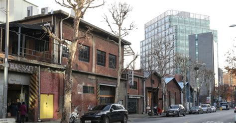 붉은 벽돌 건물 밀집한 성수동 북촌 한옥마을 같은 명소 만든다