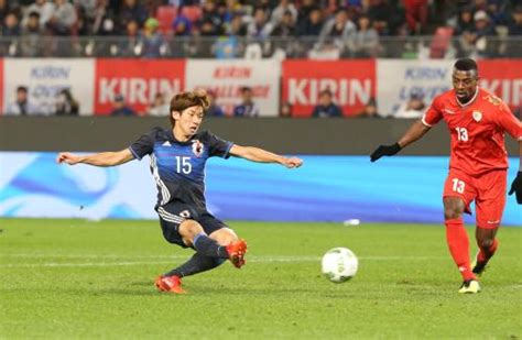 ＜日本・オマーン＞前半42分、ゴールを決める大迫 ― スポニチ Sponichi Annex サッカー