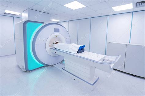 Paciente Femenina Sometida A Rmn Resonancia Magnética En El Hospital