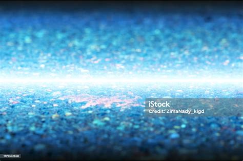 青と白のぼかしベース塗りつぶし青い背景に白い線 しずくのストックフォトや画像を多数ご用意 しずく デフォーカス バイタリティ