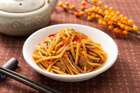 和惣菜の定番を減塩！健者のおすすめ「減塩 きんぴら」｜業務用商品・お役立ちサイト カネハツ食品株式会社
