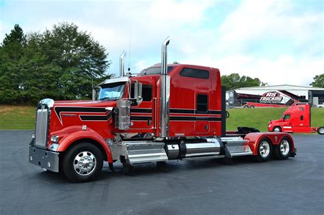 Kenworth Icon 900 Total Transportation Solution