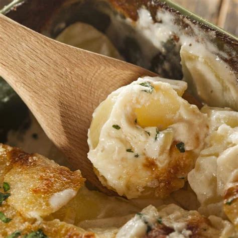 Slow Cooker Scalloped Potatoes Crockpot Cheesy Potato Recipe