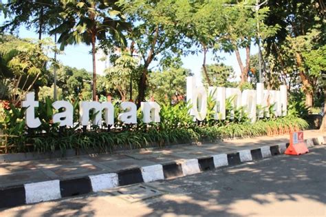 4 Rekomendasi Taman Wisata Yang Ada Di Surabaya GiniBro