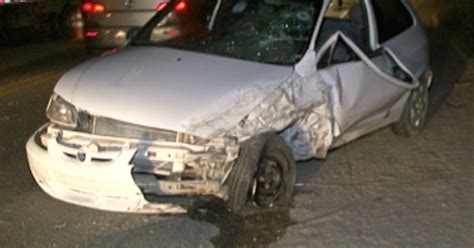 G1 Quatro Pessoas Ficam Feridas Em Acidente Em Cachoeiro Es