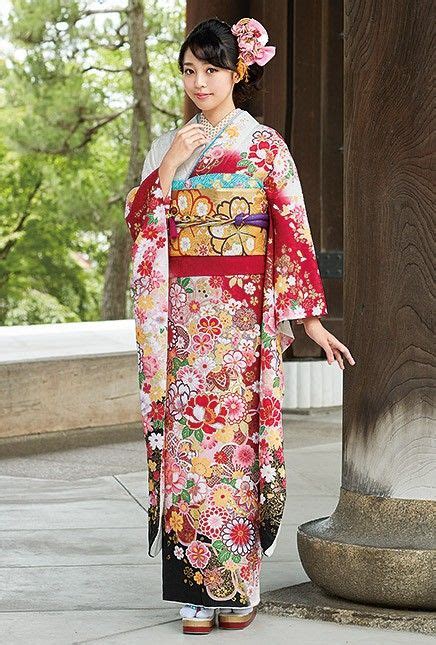 赤系の振袖ギャラリー｜浜松市で成人式の振袖レンタル・購入なら和福屋へお任せください。 振袖 着物 美人 着物