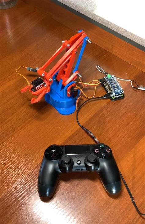 Roboarm Controlled By Ps4 Joystick And Rpi Zero Trying To Be A Waiter