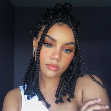 Tranças chanel fotos e tutoriais que vão te incentivar a aderir ao visual Cabelo trança
