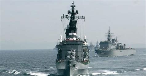 국방부 일본 함정 방한에 그 나라 군대 상징 깃발 게양은 국제관례