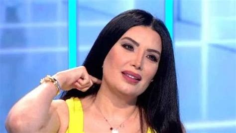 بالصورعبير صبري بإطلالة جريئة
