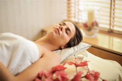 Full Body Sensual Massage For Women Tantra Body Rub Medium