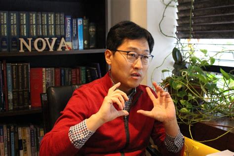 제260호 인터뷰 김상욱 교수 과학과 대중 경희대학교 대학원보