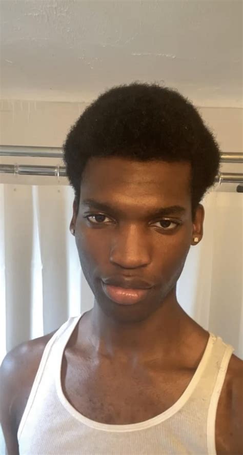 I M Non Binary Transfem Currently 1 1 2 Months Into Micro Dosing Estrogen As I M Slowly Going