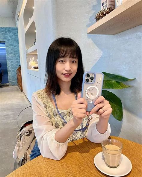 「toxoxo Magsafe防摔殼」時尚保護一次搞定！，軍規2m防摔、極光霧透，搭配繩掛更方便時尚。 現在夯什麼