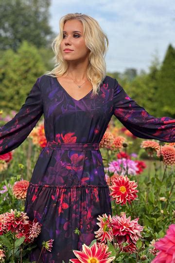 Guntiņa Sieviešu Apģērbs Augstākajā Kvalitātē