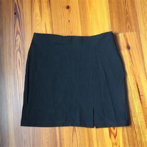 Parallel Basics Skirt Gem