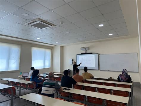Seminar Comparison Of Approximately Optimal Stratification With Other