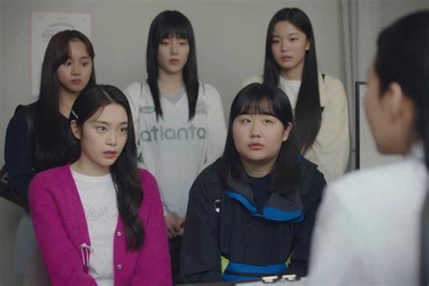 ‘비밀 연애하더니… 고3 여고생 “생리 안 해” 충격 고백