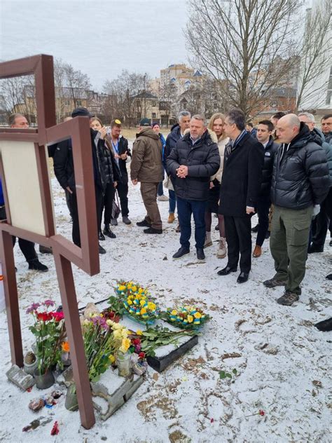 Харьков даст пи ды рашистам on Twitter Міністр закордонних справ
