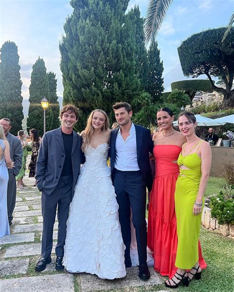 Annasophia Robb Og Logan Lerman