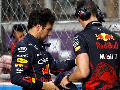 I Due Incidenti Che Hanno Portato Checo Pérez Lontano Dal Podio Del Gp