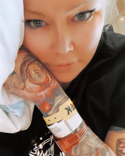 Jenna Jameson Partage Une Mise à Jour Sur Sa Santé Après Avoir été